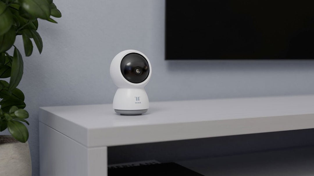 Tesla uvádí bezpečnostní kameru s otočným objektivem Smart Camera 360 ...