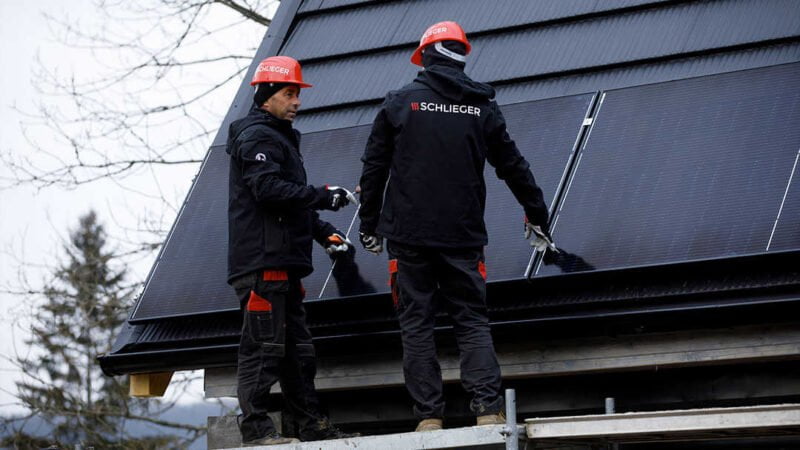 Nový bezrámový fotovoltaický panel DAH Solar 550 W - IT Revue