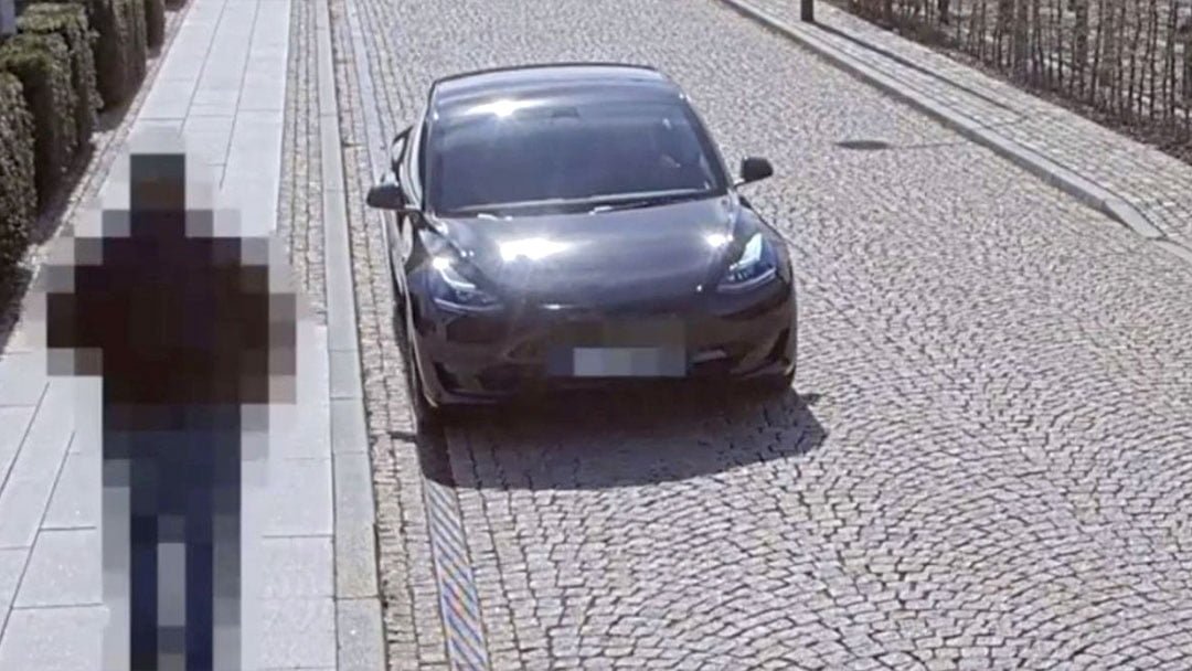 Axis chrání soukromí – maskovací aplikace rozostří SPZ přímo v kameře ...